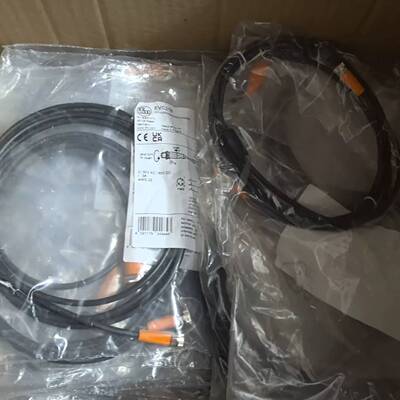 可维修EVC218IFMM8转M12公母头链接线
