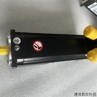 议价施耐德伺服马达SH30702P02F2000 销售