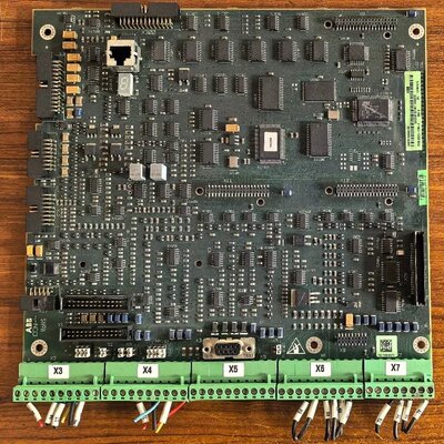 议价SDCS-CON-4主板，型号3ADT313900R可维修