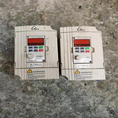 议价晨磊变频器H320A00D7521K，0.75KW可维修