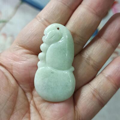 翡翠吊坠雕刻件手把件葫芦飘花