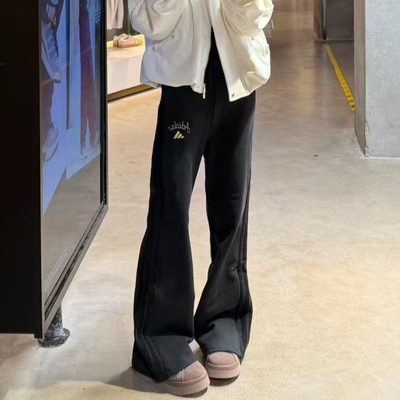 AdidasFLAREDLEGJOGGERS2026新款微喇休闲喇叭裤裤子长裤KR0417