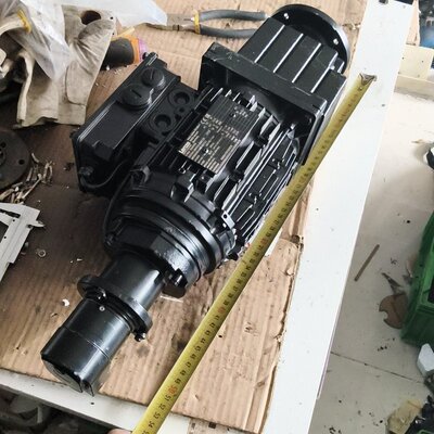 议价Lenze伦茨减速机GST04-2MV-080C32
