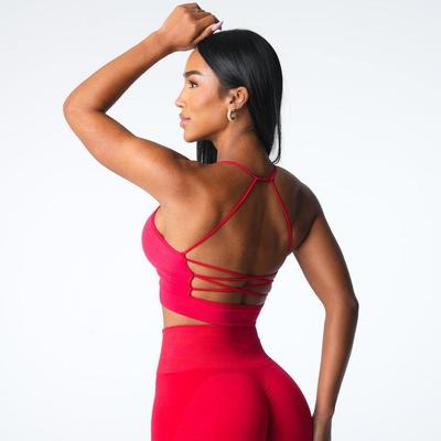 Big revealing shoulder straps, cup size, cross shoulder