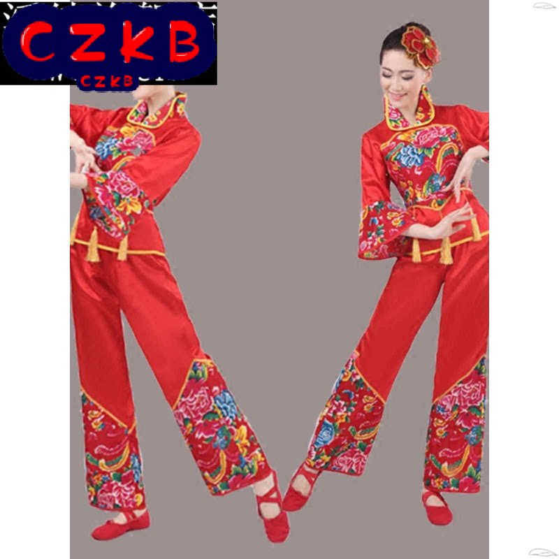 东北民族秧歌服舞蹈演出服女款2024新款冬季广场扇子腰鼓表演服装