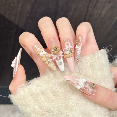 霜筠【粉金萌熊】粉金小熊手工穿戴甲心蝴蝶雪花美甲贴片