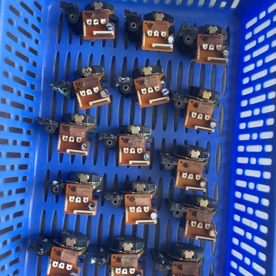 议价KSS-240A激光头，货场拆机，雾镜新净，原装漆封未调试，请询