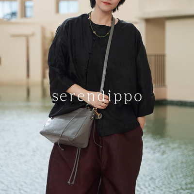 SERENDIPPO灵感之野「梅园暗香」黑色香云纱中袖上衣
