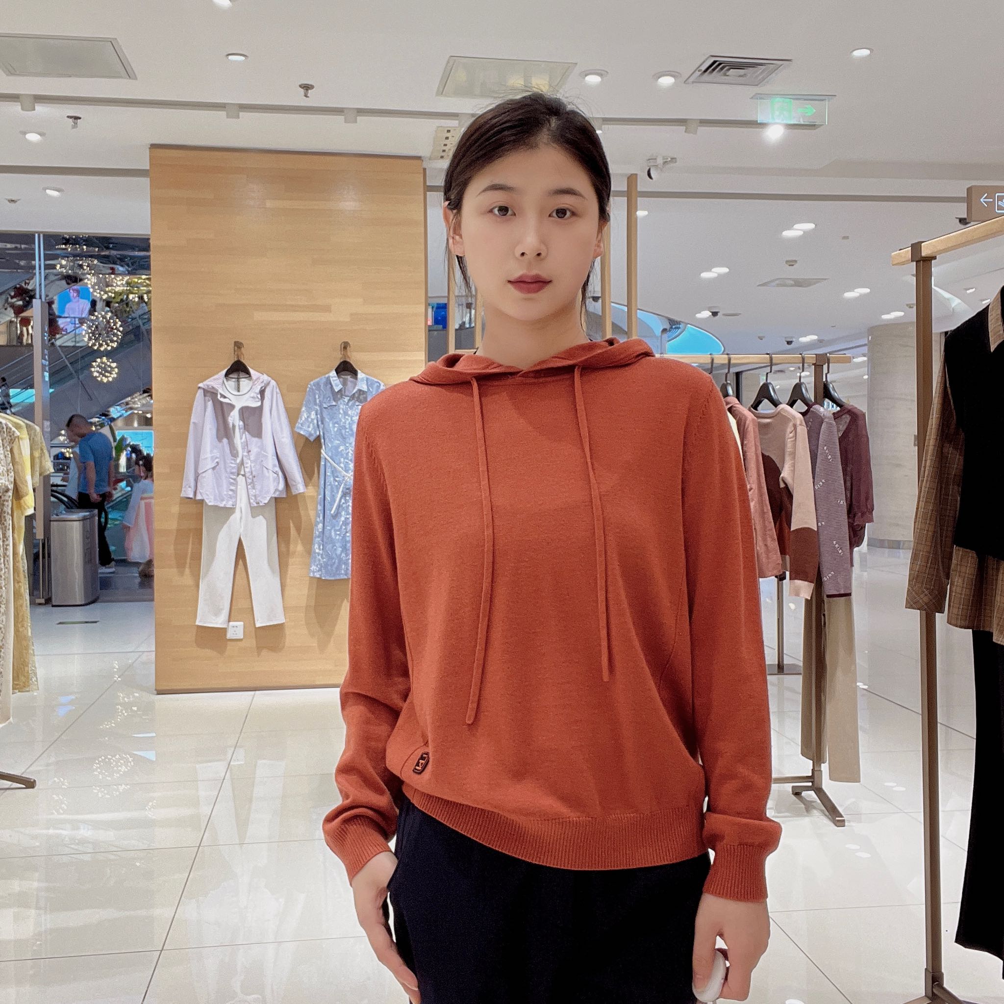FEIZI菲姿女士简约休闲针织衫F3F828