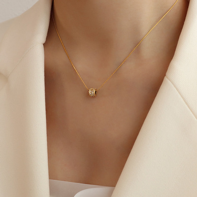French luxury diamond studded earring necklace set