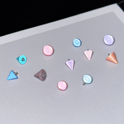 荧光色内螺纹0.9舌钉唇钉