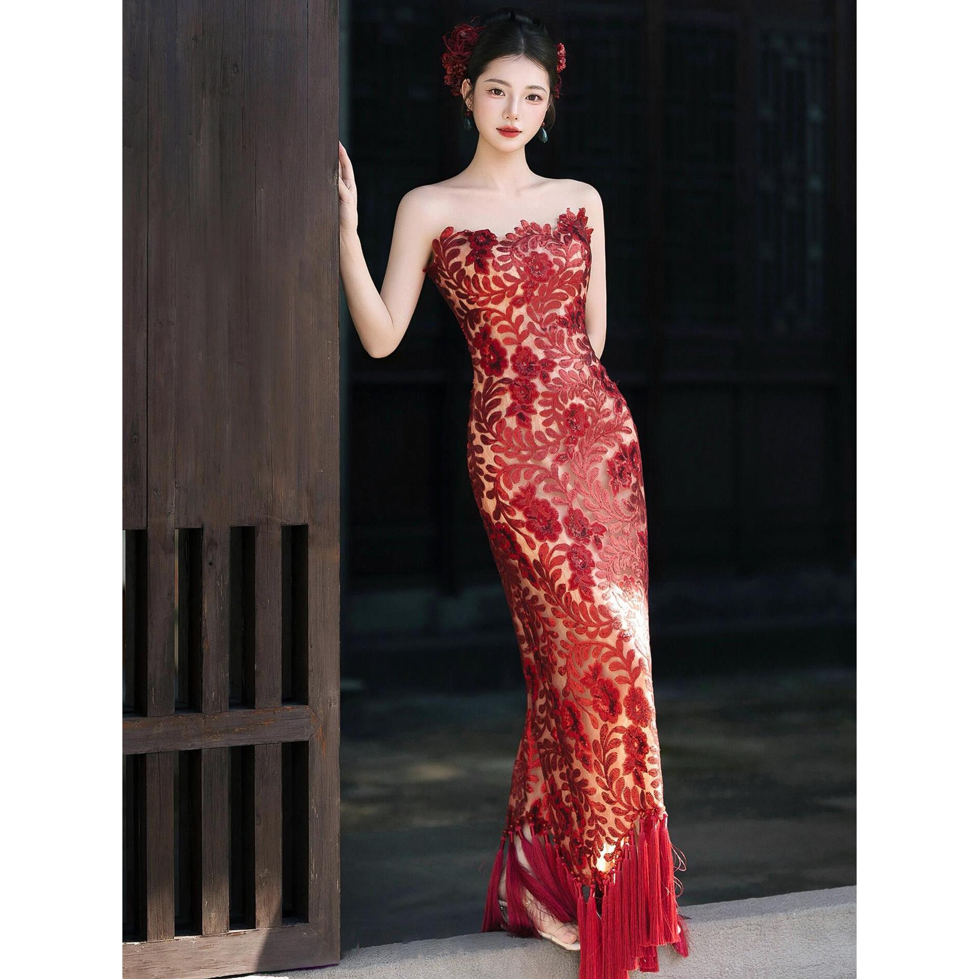 新中式敬酒服晨袍女新娘小众高级感覆古抹胸鱼尾流苏订婚礼服红色