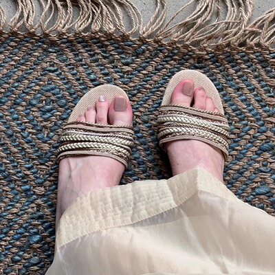 【折~】unfolio 新款小猫跟条带拖鞋手工编织凉鞋外穿沙滩拖鞋