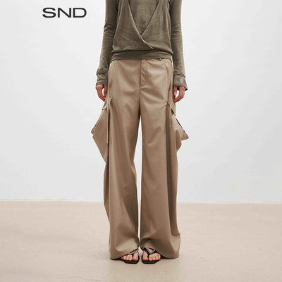 SNDPS26折叠口袋涂层长裤女款