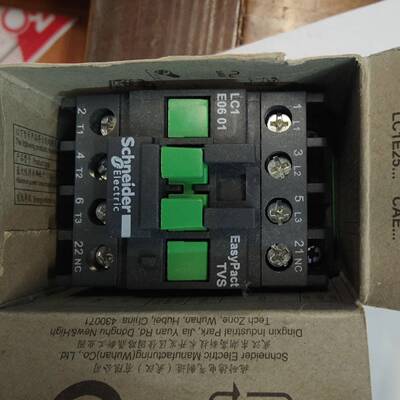 可议价接触器LC1E0601Q5N电源电压380vAc 1