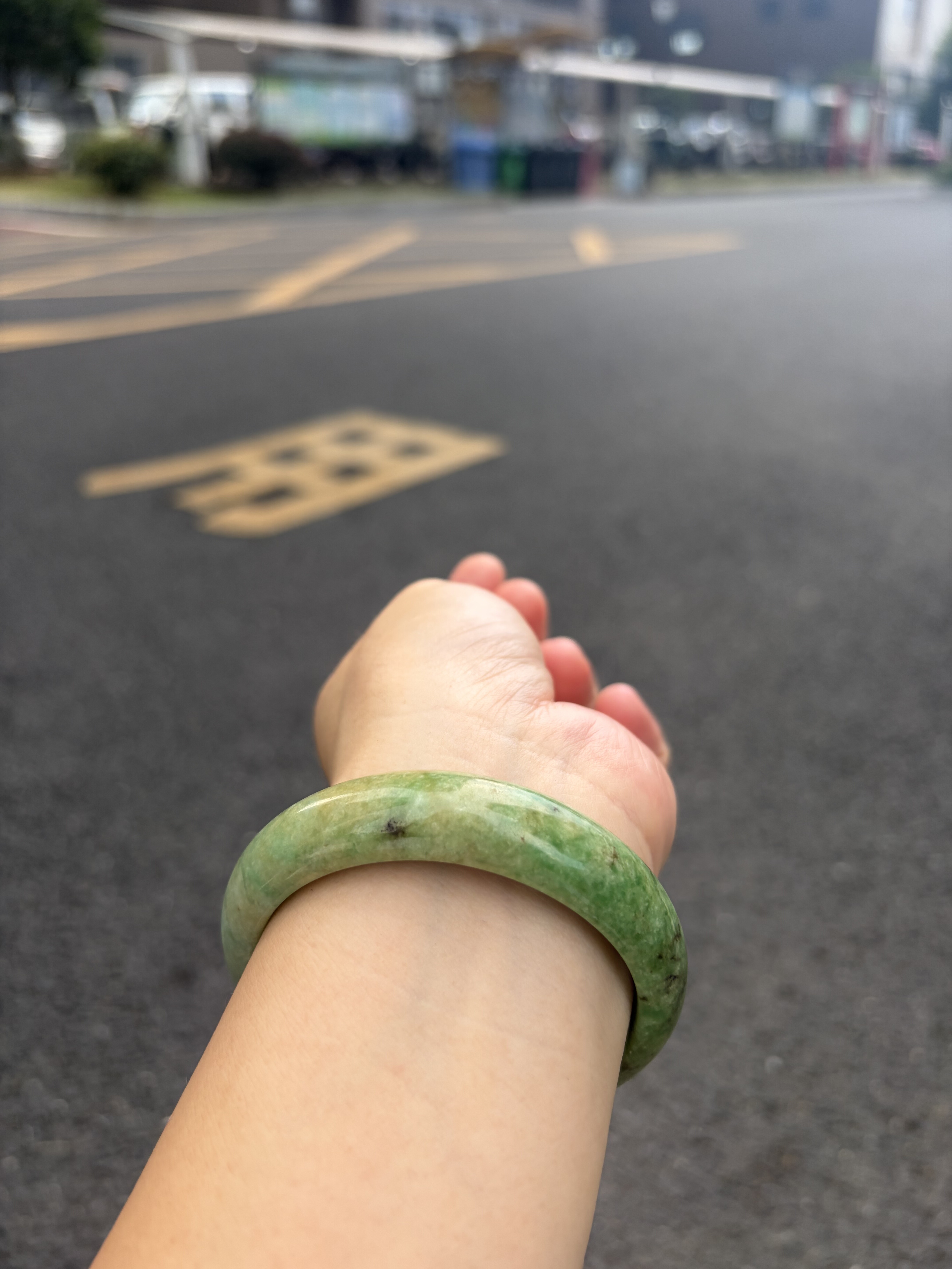 58-15-8缅甸纯天然A货翡翠手镯复古橄榄绿天然特色保真