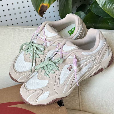 安踏可丽OUTDOO薄底轻质休闲鞋女8春季新款潮流运动鞋子122628885