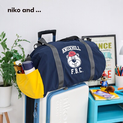 niko and ...BILLY合作系列2026新款大容量运动健身行李袋823086