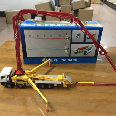 *NEW* Construction Vehitcle Concrete Pump Truck 1/50 Scale D