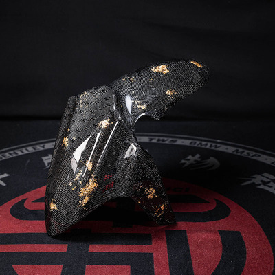 小牛N1bS/U系列四代目九号改装蜂窝金箔碳纤维BWM GP竞技前挡泥板