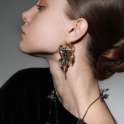 【2026春新款】ATRIAL SENSING黑金兰花草耳环高级独特气质耳饰女