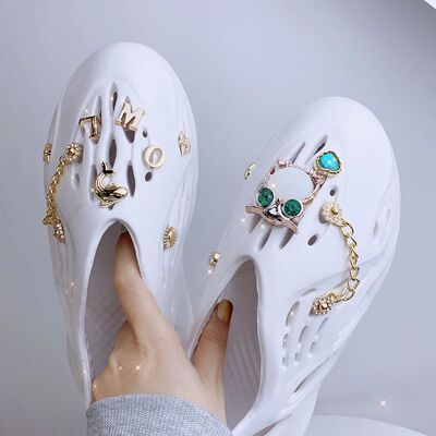 Women Summer Sandals Slippers Rivet Design Casual Fashion Ou