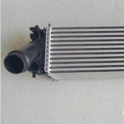 14461-4JA0B中冷器适用于NP300