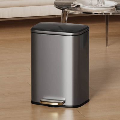 不锈钢大容量带盖脚踏式垃圾桶