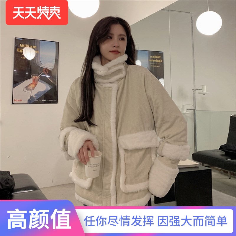2021年新款羊羔毛外套女冬季港风加厚口袋设计感韩版加厚工装棉服