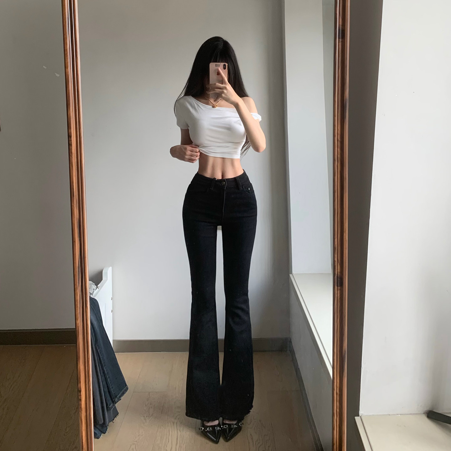 拉夏贝尔高腰显瘦微喇牛仔裤女秋季新款弹力修身辣妹马蹄喇叭裤子