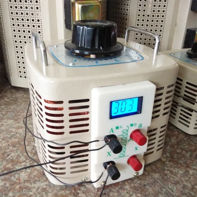 220V单相接触式调压器3000VA交流
