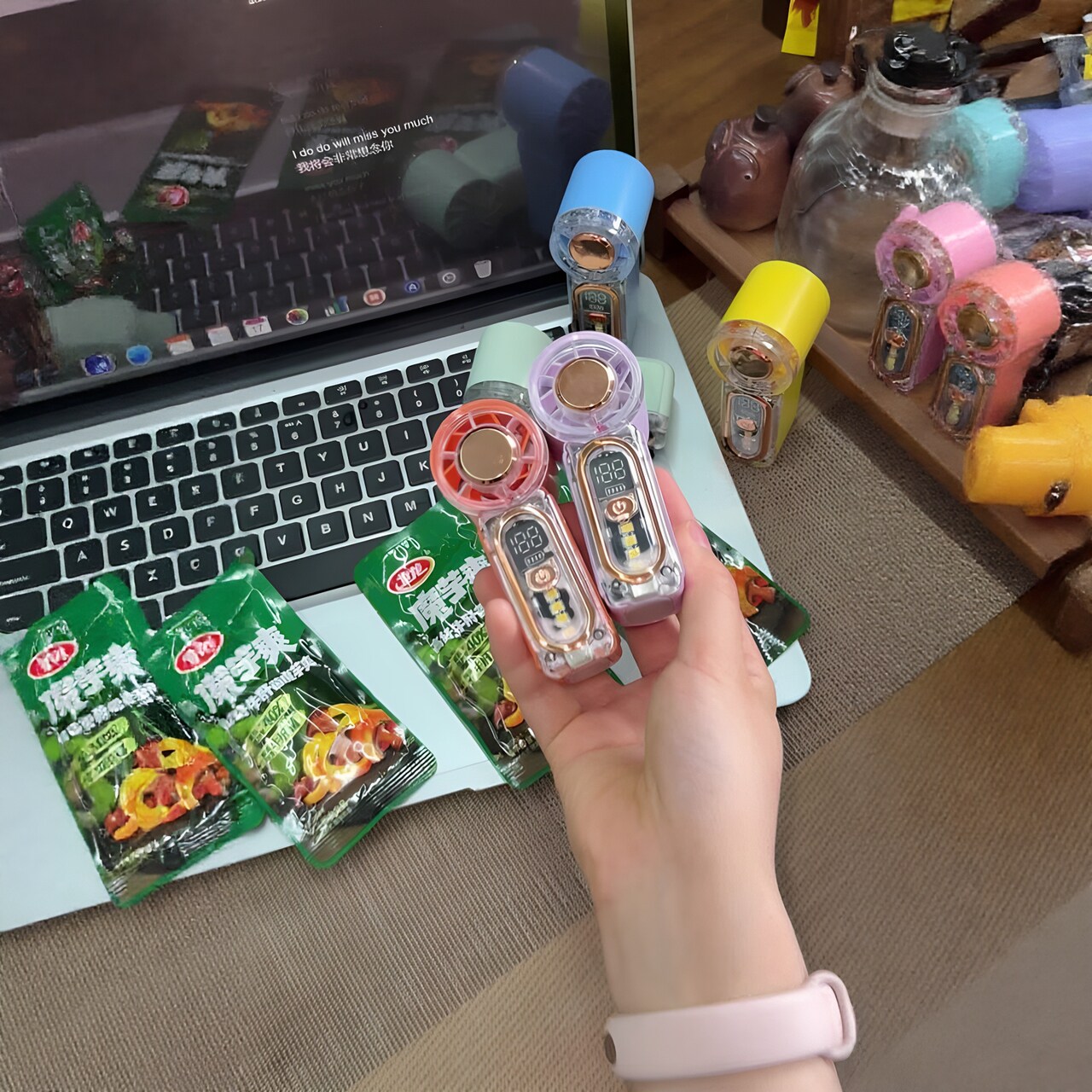 【纯黑科技】手持风扇小型迷你制冷风扇静音长续航便捷式降温神器