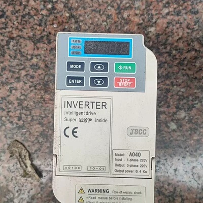 售前询价JSCC精研变频器A0400.4KW220V单相输入三