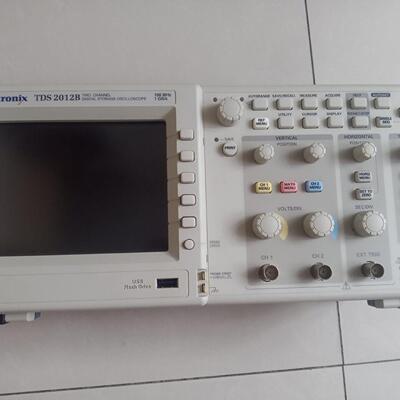 TDS2012B 泰克数字存储示波器 双通道100MHz测量仪器议价维修