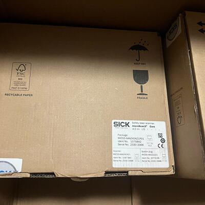 MICS3-AAAZ40AZ1P01 安全激光扫描仪 订货号1075842议价维修