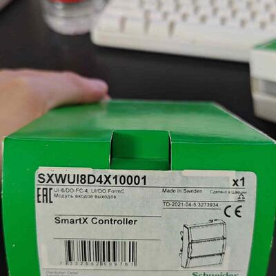 SXWUI8D4X10001 UI-8/DO-FC-4 IO模块 DDC智能控制器议价维修