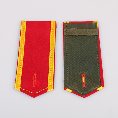 学生军训肩章厂家直销肩牌红色肩