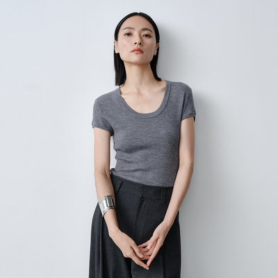 Dekashell/迪卡轩2025秋季新款针织短袖毛针织衫女士上衣圆领修身