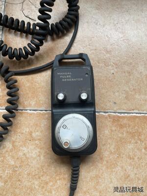 手轮一个。原来用于西门子802DSL系统上面 便宜处理议价商品