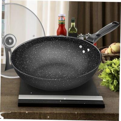 A non-stick frying pan domestic frying pan steak fry egg pan