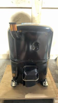 AWS4524EGF AWS4532EGF 4538380V AWS4522ZXN 220V原装泰康压缩机