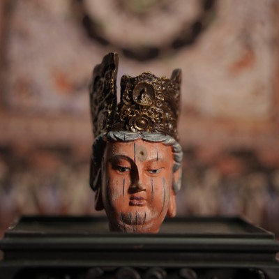 彩绘木雕菩萨头像冰箱贴