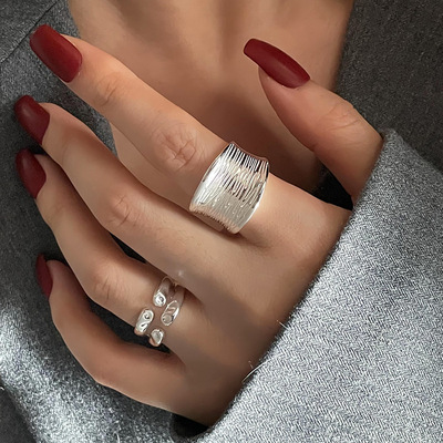 款式新颖戒指品牌见详情