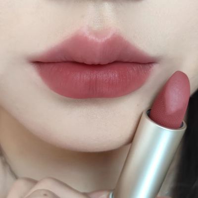 低饱和唇绒拥抱口红唇膏唇釉滋润哑光丝绒持久围炉棕显白09素颜女