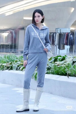 歌家女装  23年全标大货 灰色羊毛+山羊绒针织裤 EWW344M01700