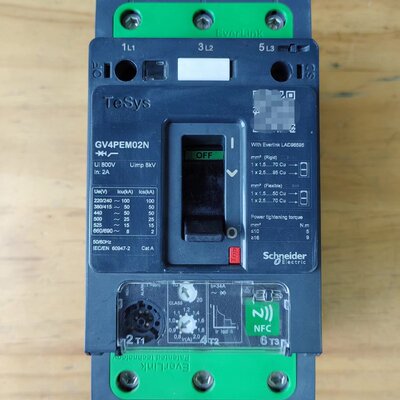 议价施耐达保护断路器GV4PEM02NGV4PEM04NGV4PEM06N