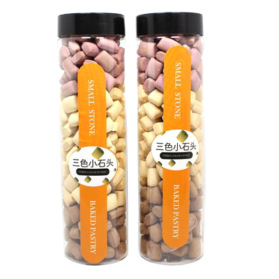 饼干奶油巧克力三色休闲解馋