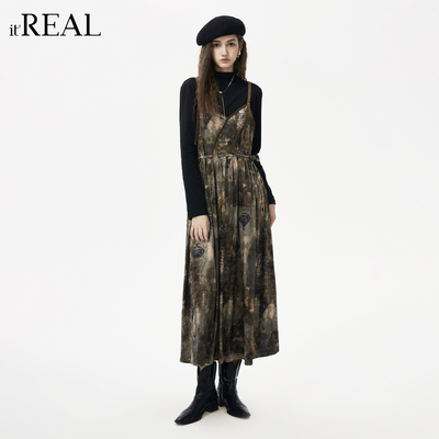 it'real瑞尔25年冬季新款气质复古油画感肌理吊带裙女