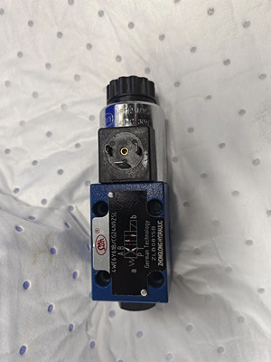 SZH中龙液压4WE6Y61B/CG24N9Z5L液压电磁阀4WE6A/B/C/D单头液压阀