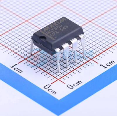 电荷泵 MAX680CPA+ DIP-8 原装正品